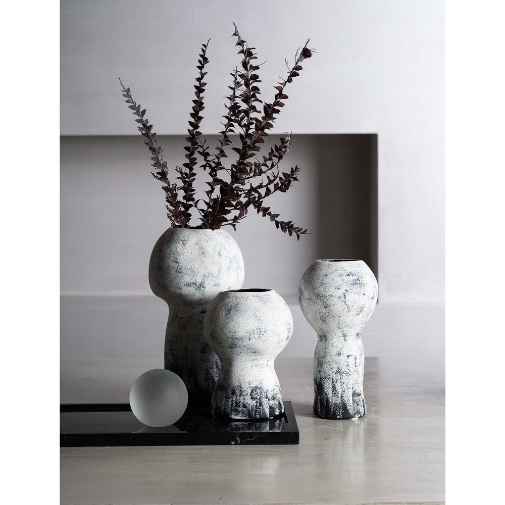 Liang & Eimil Lynton I Vase - Small – Olivia's